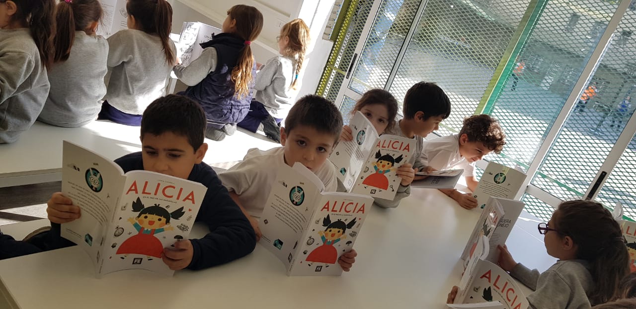 ALICIA EN EL PAÍS DE LAS MARAVILLAS - Actividades - TT - ASOCIACIÓN ...